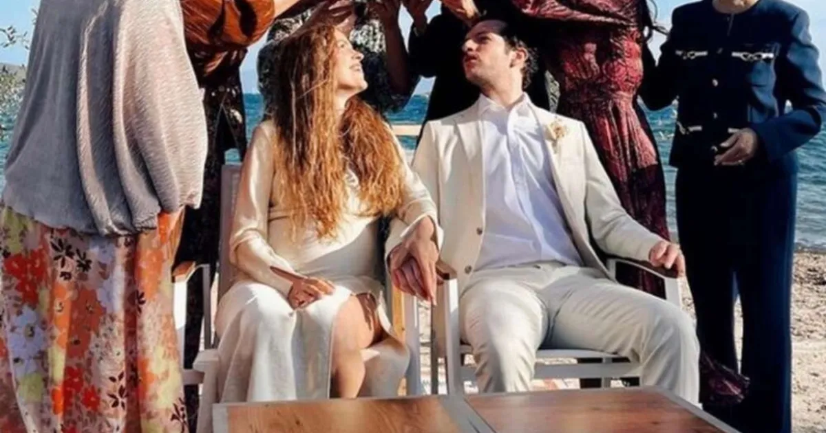 Aksel Bonfil ve Lara Di Lara evlendi - OnMedya